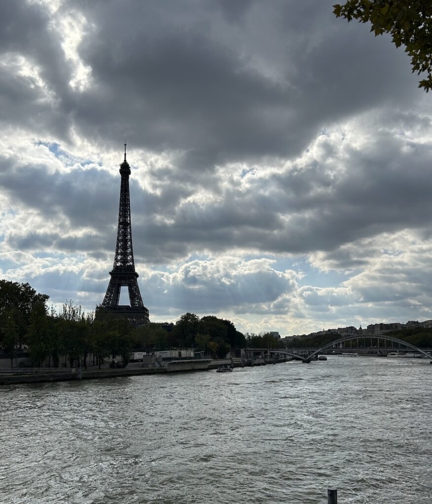 Paris, Je T'aime, Not So Much... - beatravelling